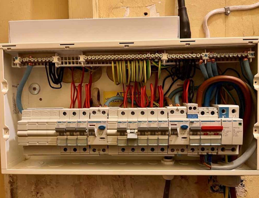 Electric Supply to Log Cabin - Stowmarket - Electrician in Kent ...